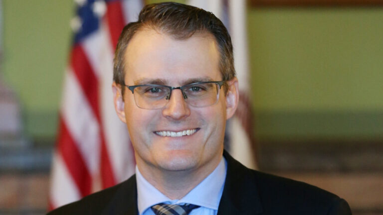 Iowa Lt. Gov. Adam Gregg resigns; will be president, CEO of Iowa ...