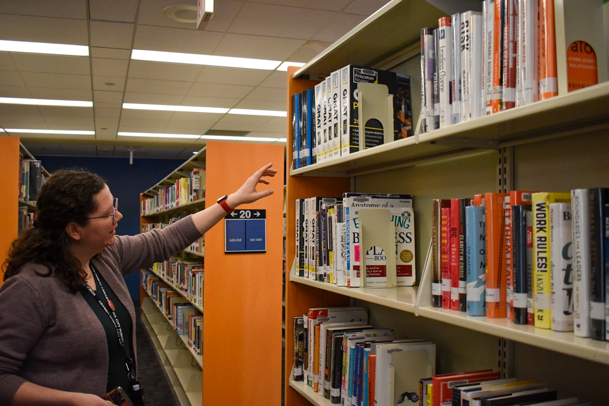 Corridor libraries serve as entrepreneurial hubs