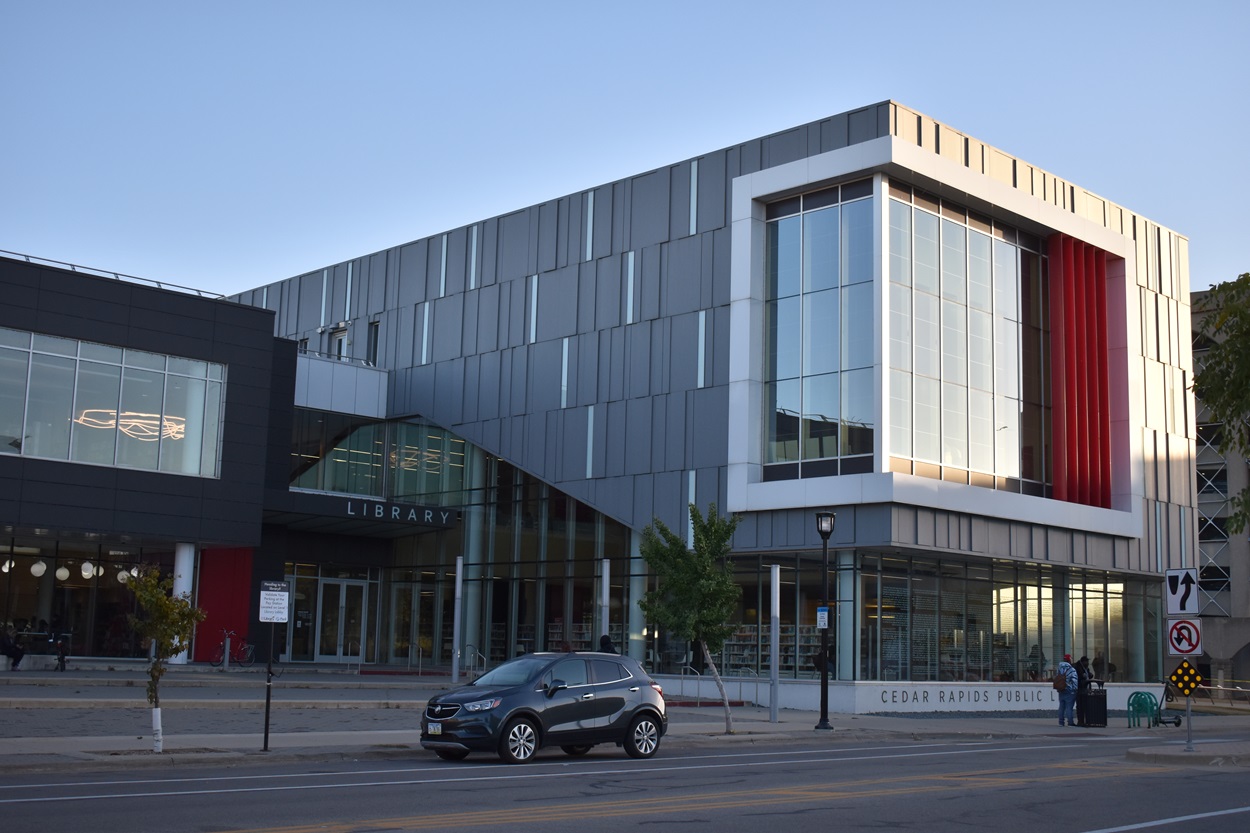 Corridor libraries serve as entrepreneurial hubs